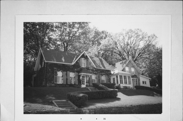 237 W RIVER ST | Property Record | Wisconsin Historical Society