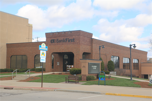 104 W MAIN ST | Property Record | Wisconsin Historical Society