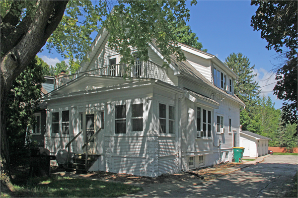 6522 W MEQUON RD | Property Record | Wisconsin Historical Society