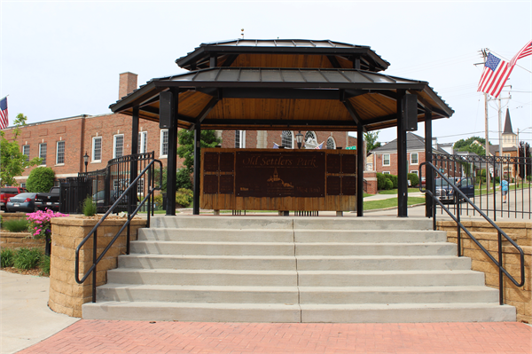 Triangular parcel between N 6th Ave, N Main St and Elm St | Property ...