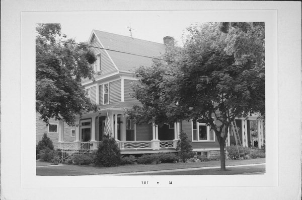 821 N APPLETON ST | Property Record | Wisconsin Historical Society