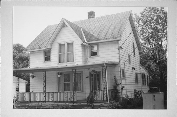 911 E WASHINGTON ST | Property Record | Wisconsin Historical Society
