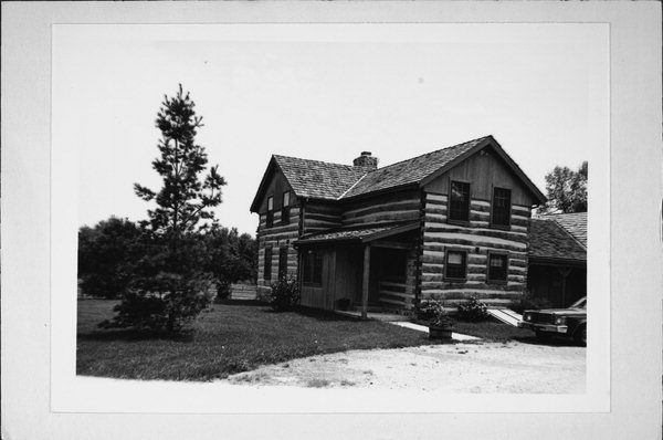 9909 W HAWTHORNE | Property Record | Wisconsin Historical Society