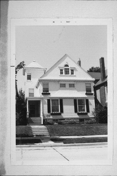 2853 N HACKETT AVE | Property Record | Wisconsin Historical Society