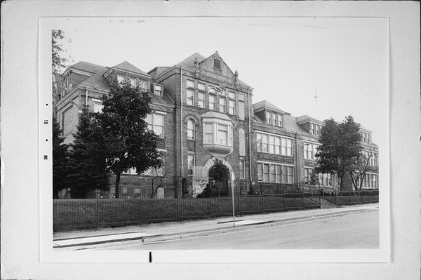 1943 E TROWBRIDGE ST | Property Record | Wisconsin Historical Society