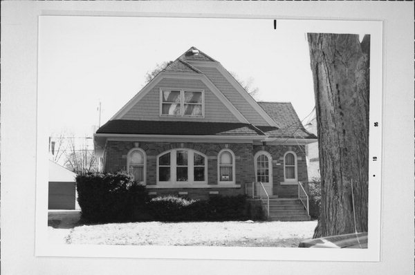 2524 N LEFEBER AVE | Property Record | Wisconsin Historical Society