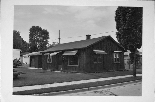 8500 W ARTHUR PL | Property Record | Wisconsin Historical Society