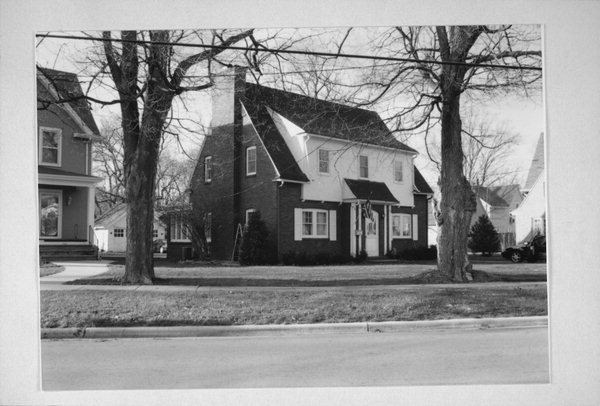 744 MILWAUKEE RD | Property Record | Wisconsin Historical Society