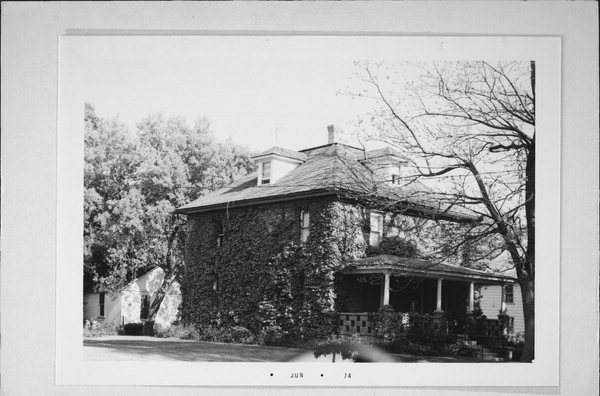 1511 CENTER ST | Property Record | Wisconsin Historical Society