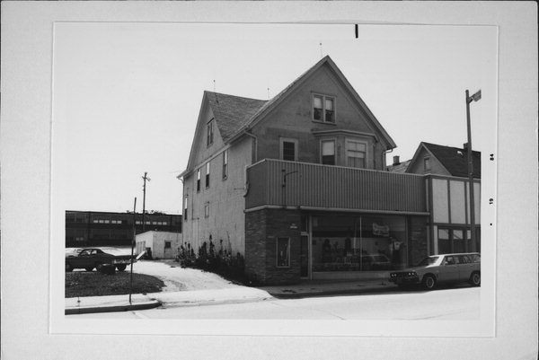 N 88 W 16653 APPLETON AVE | Property Record | Wisconsin Historical Society