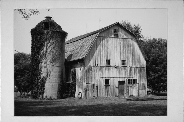 N72 W14418 GOOD HOPE RD | Property Record | Wisconsin Historical Society