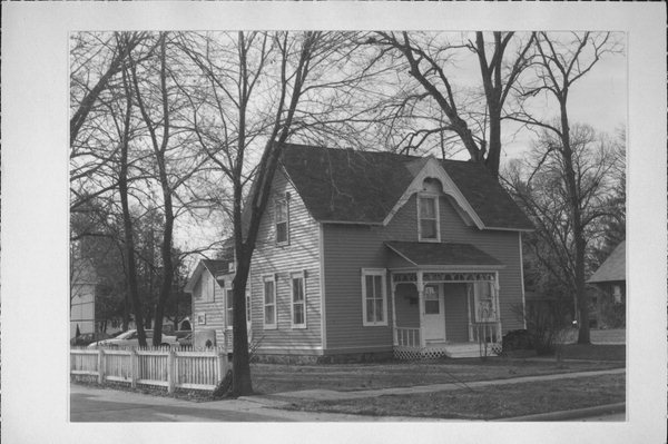 800 ROYALTON ST | Property Record | Wisconsin Historical Society