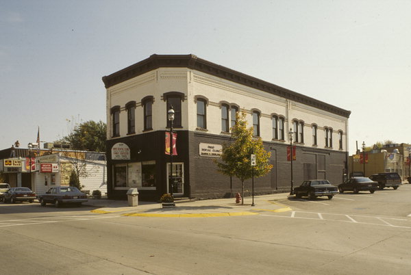 100 E MAIN ST | Property Record | Wisconsin Historical Society