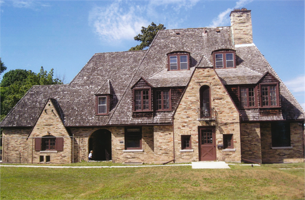 827 Hawthorne Terrace | Property Record | Wisconsin Historical Society