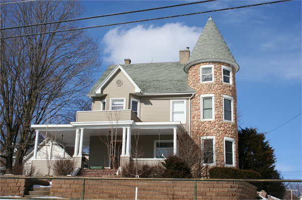 530 E LOUISA ST | Property Record | Wisconsin Historical Society