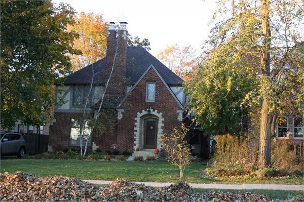 1212 E HENRY CLAY ST | Property Record | Wisconsin Historical Society