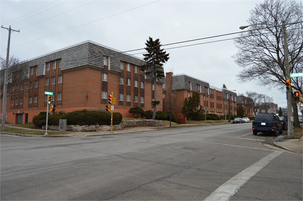 2480 N OAKLAND | Property Record | Wisconsin Historical Society