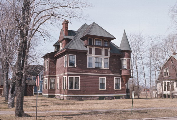 523 CHAPPLE AVE | Property Record | Wisconsin Historical Society