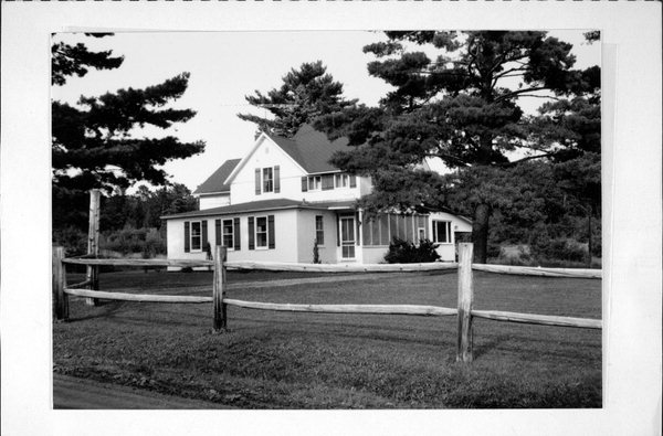 N 136 OLD FORT RD | Property Record | Wisconsin Historical Society