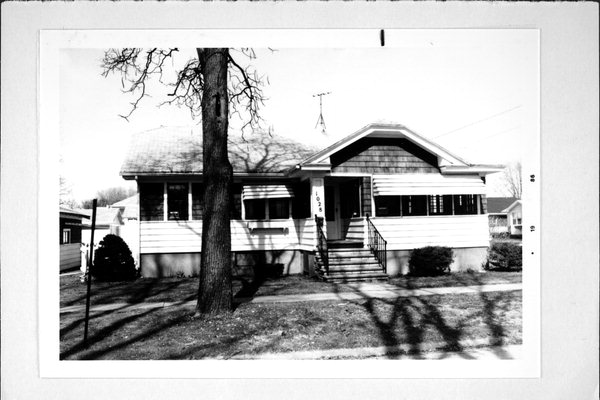 1028 DIVISION ST | Property Record | Wisconsin Historical Society