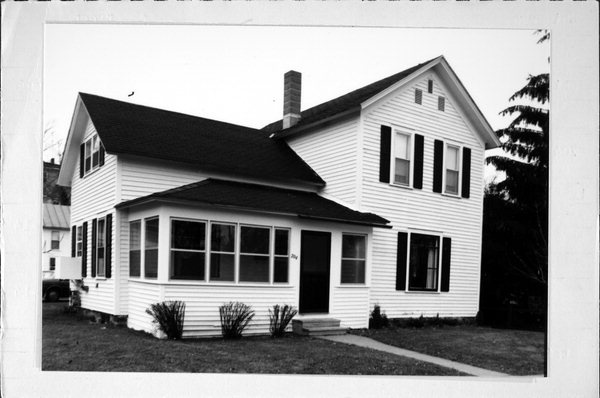 704 OAK ST | Property Record | Wisconsin Historical Society
