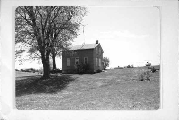 COUNTY HIGHWAY O, S SIDE, 1/2 MILE E OF HIGHWAYS 35 AND 61 | Property ...