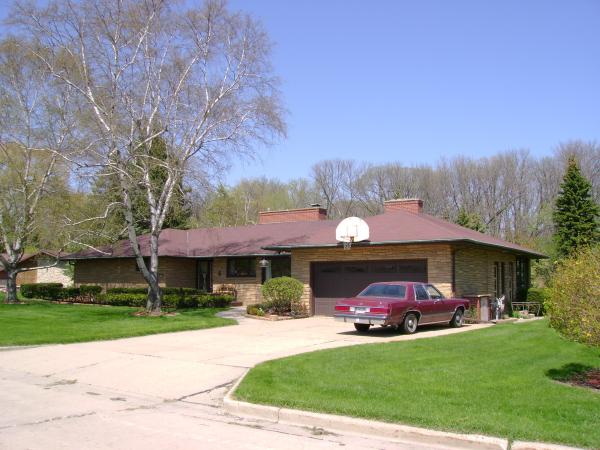 2850 S STRATTON DR | Property Record | Wisconsin Historical Society