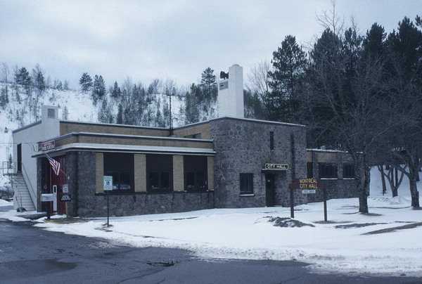 53 Wisconsin Ave (AKA STATE HIGHWAY 77 (WISCONSIN AVE) JUST E OF CNR W ...