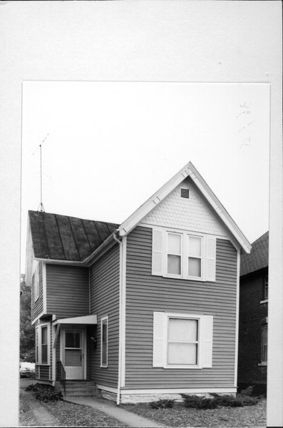 911 HOOD ST | Property Record | Wisconsin Historical Society