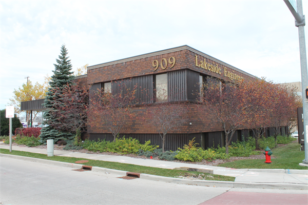 909 N MAYFAIR RD | Property Record | Wisconsin Historical Society